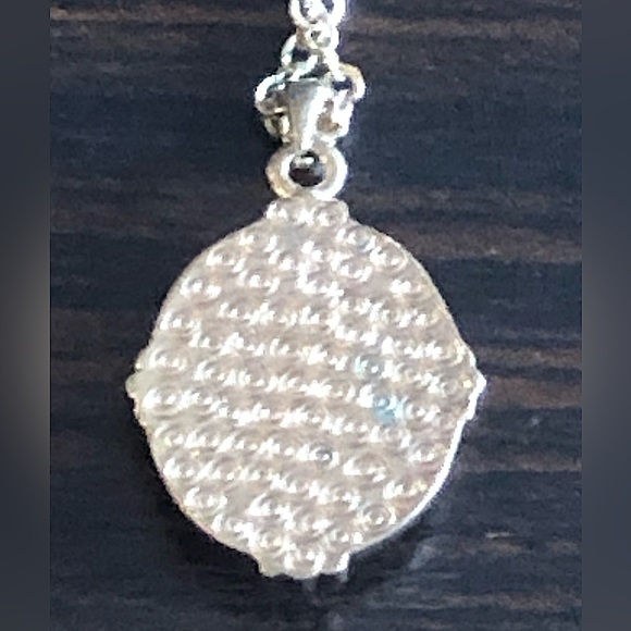 Jewelry | Y2k Gold Victorian Profile Pendant Necklace | Poshmark